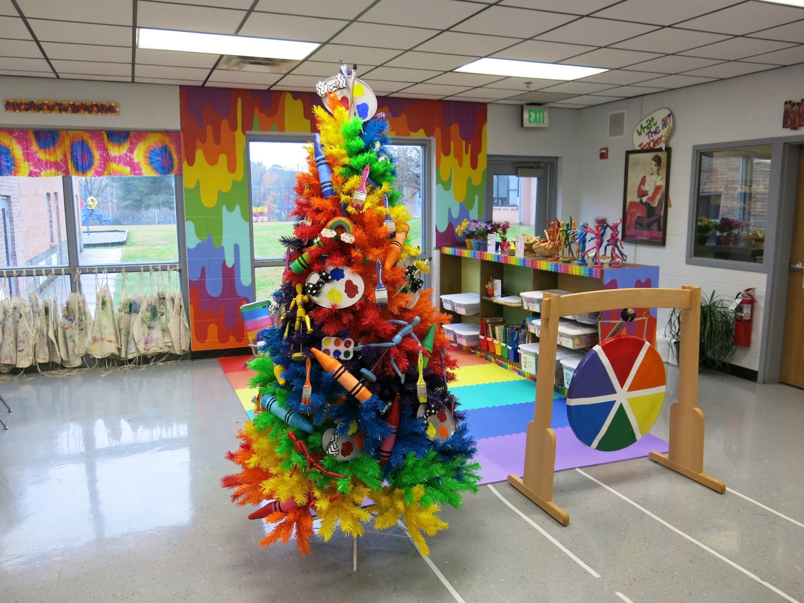 Cassie Stephens: In the Art Room: Early Finishers, Part 2