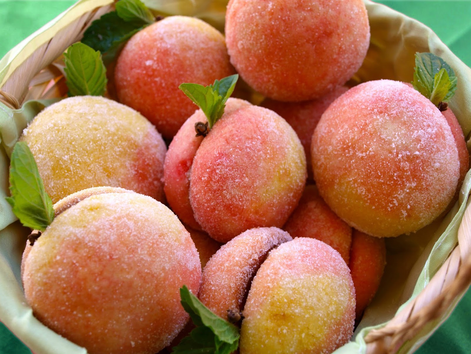 Intelliblog: FOOD FRIDAY - ITALIAN "PESCHE"