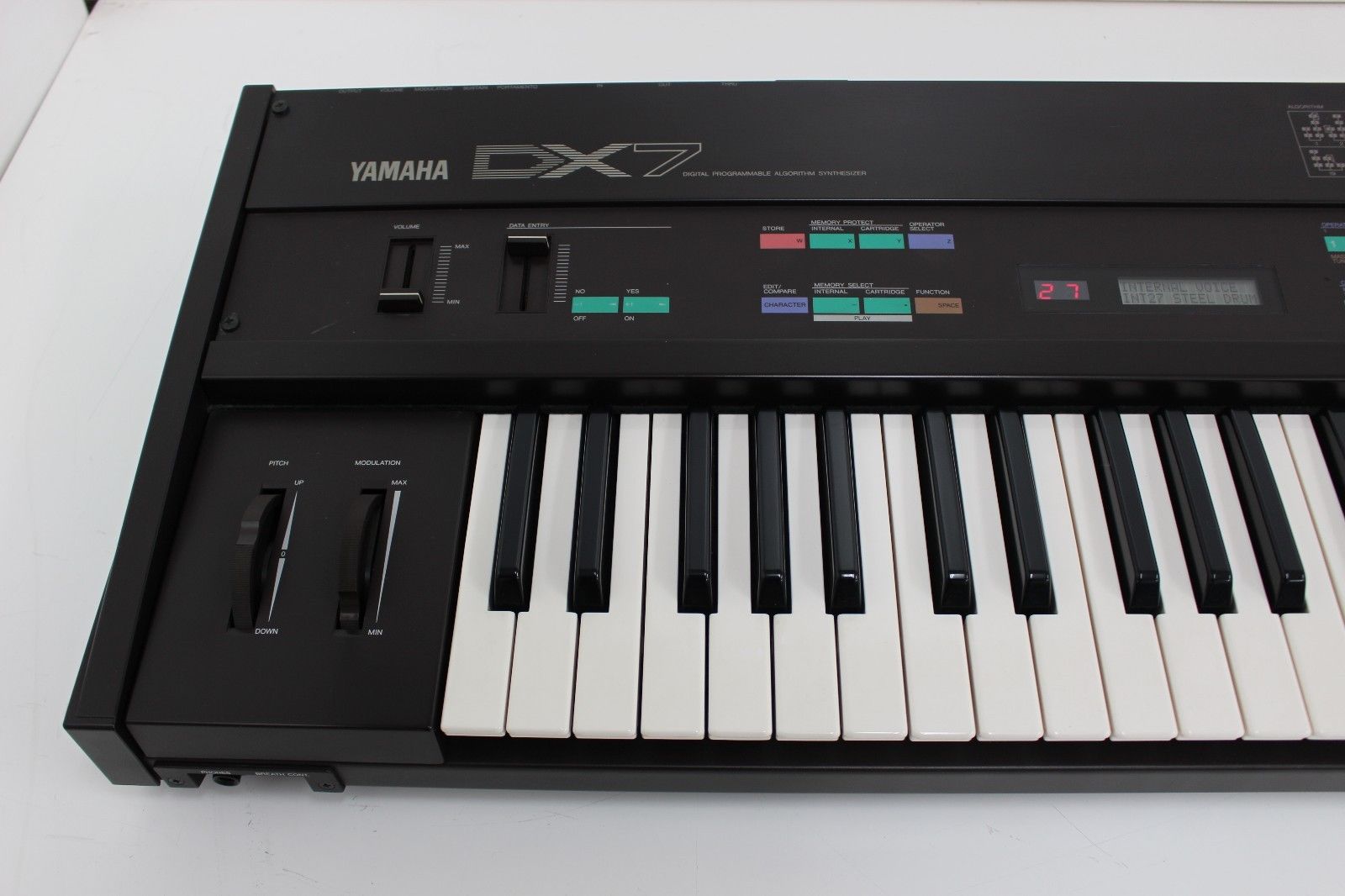 MATRIXSYNTH: YAMAHA DX7 Keyboard Synthesizer SN 22047