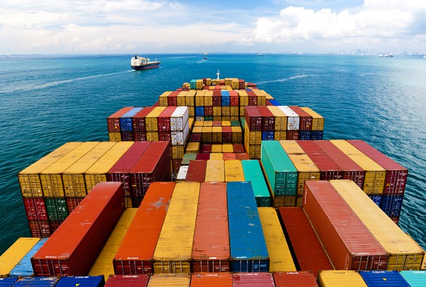 Portuária PE: Lacre é usado para monitorar contêineres de forma eletrônica