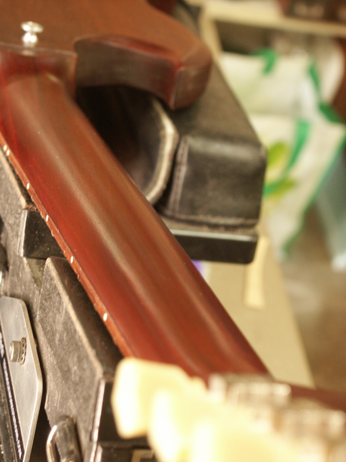 McConville Guitars : 12 Detailed Examples of the Gibson Les Paul Neck ...