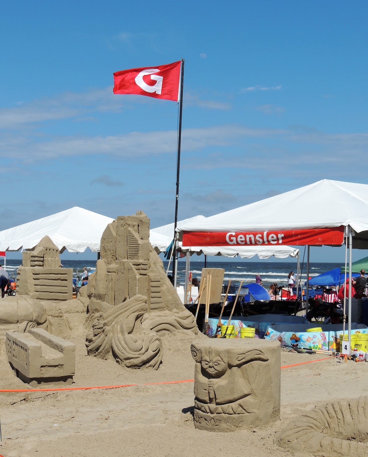 Houston in Pics: 2017 AIA Sandcastle Competition on Galveston Island (e