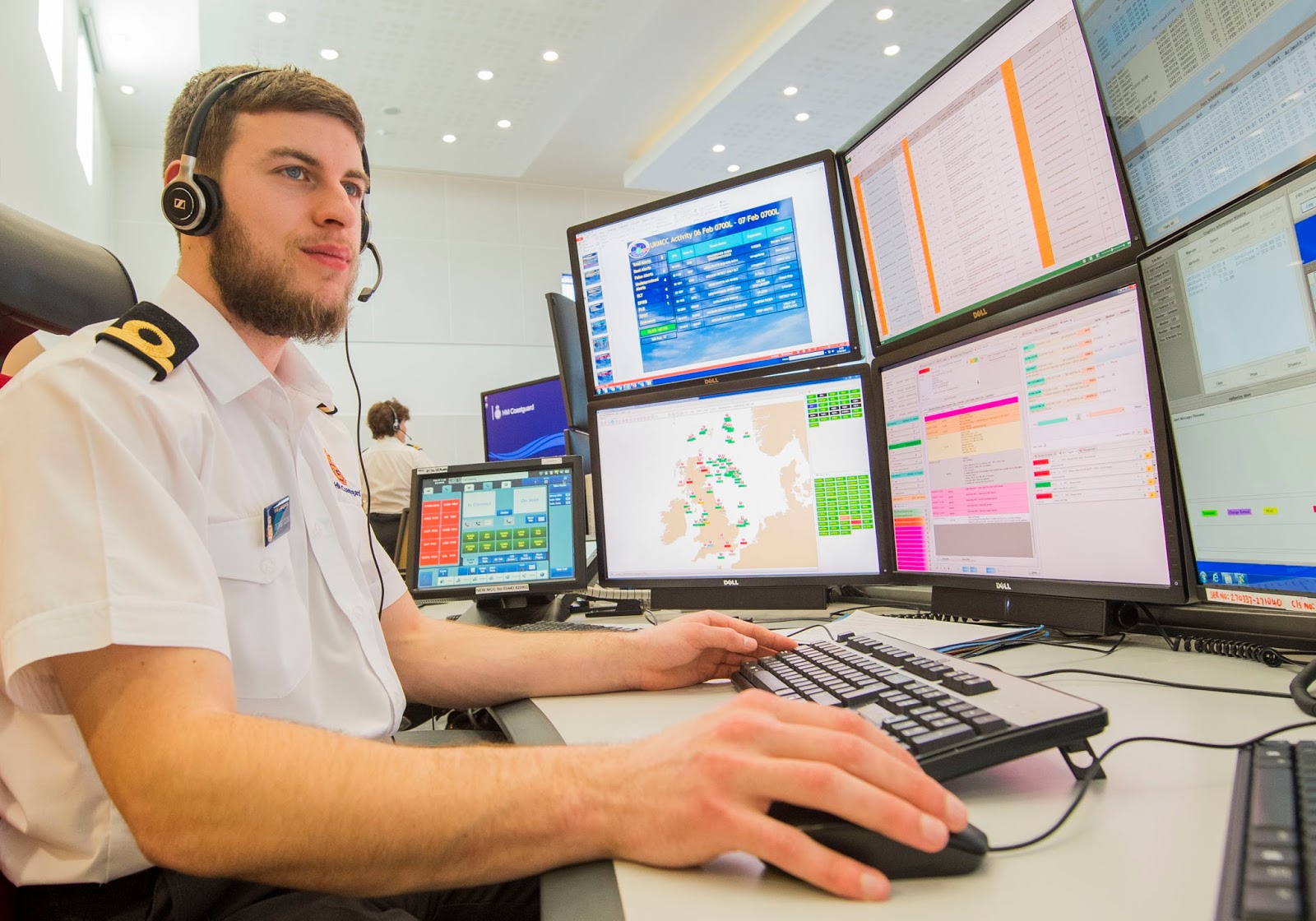 UK Coastguard coordinates long range rescue of French yachtsman in the ...