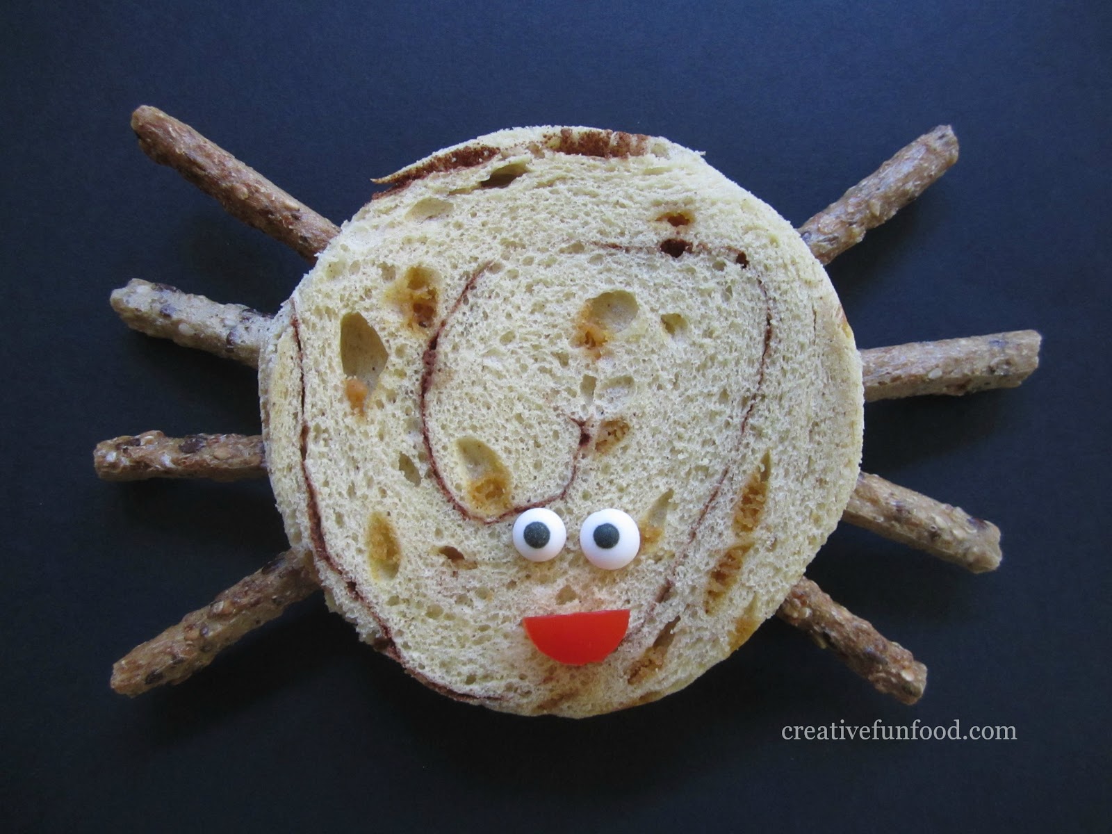Molly's Lunch Box: Spooky Spider Lunch