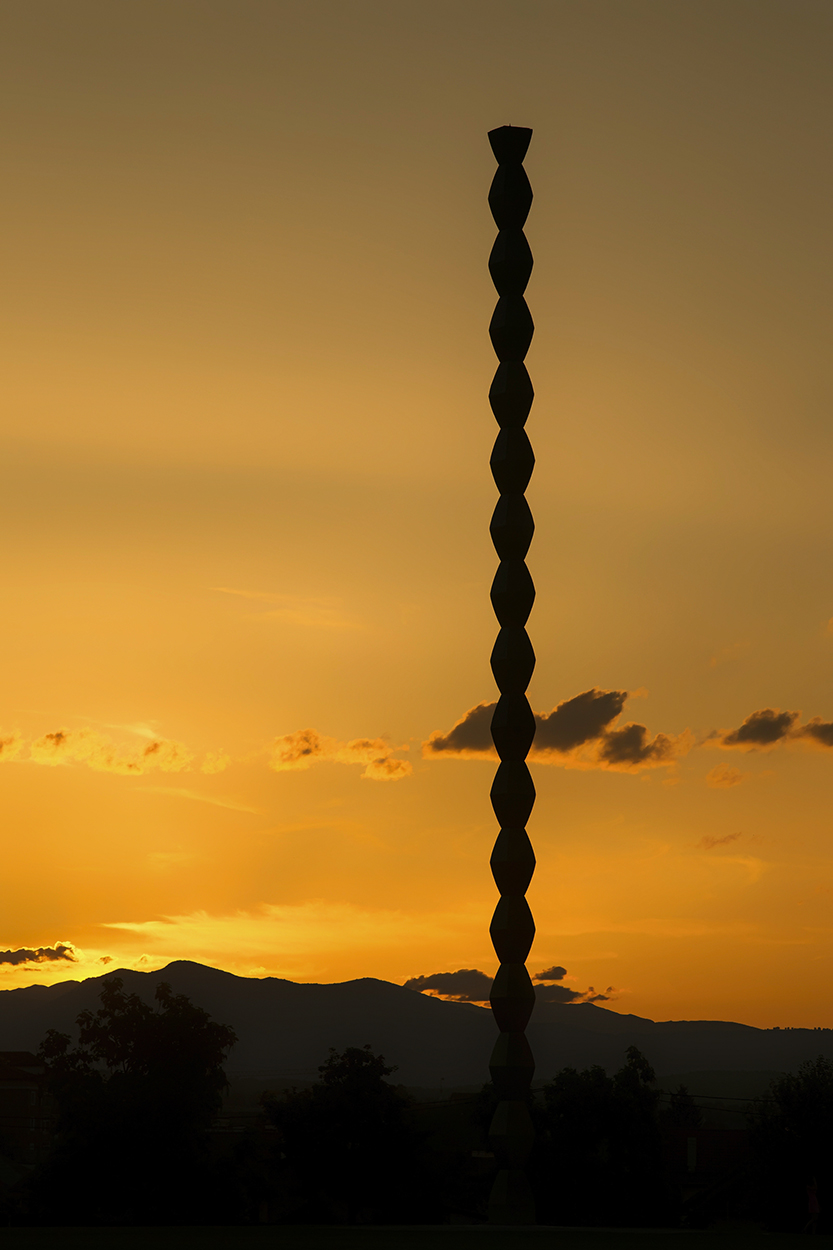 Calatoriile mele prin imagini: Coloana Infinitului