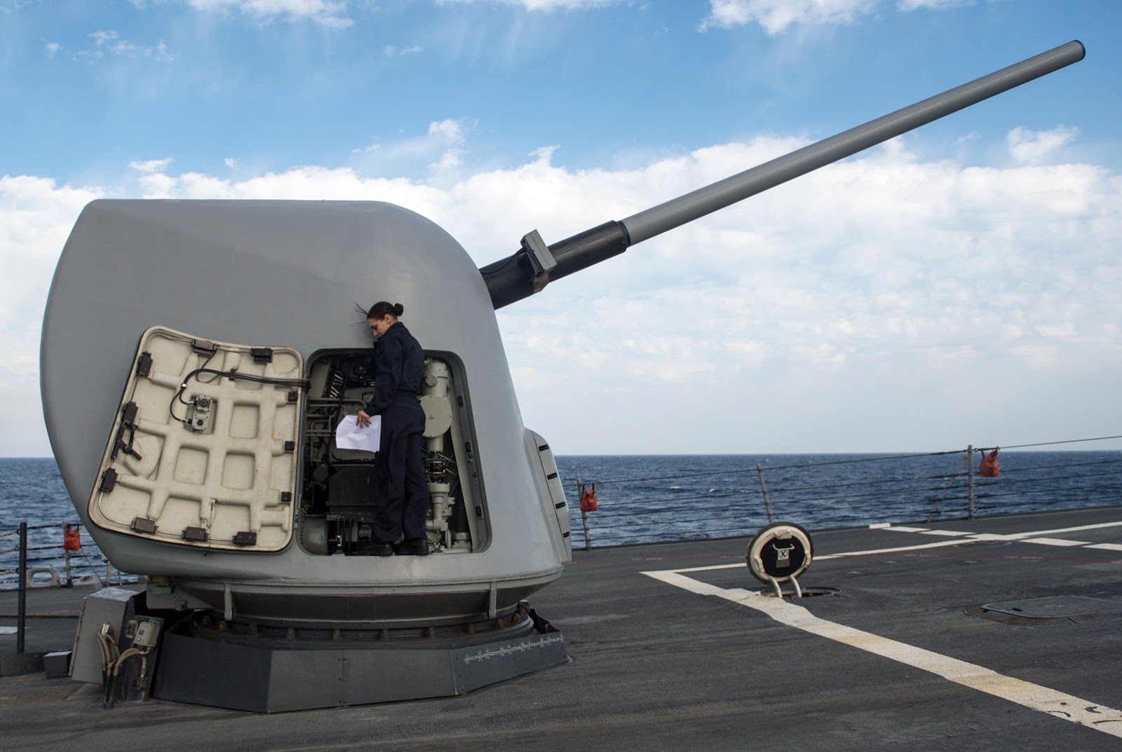 SI VIS PACEM, PARA BELLUM: Il cannone navale BAE Systems Mk-45 Mod. 4 ...