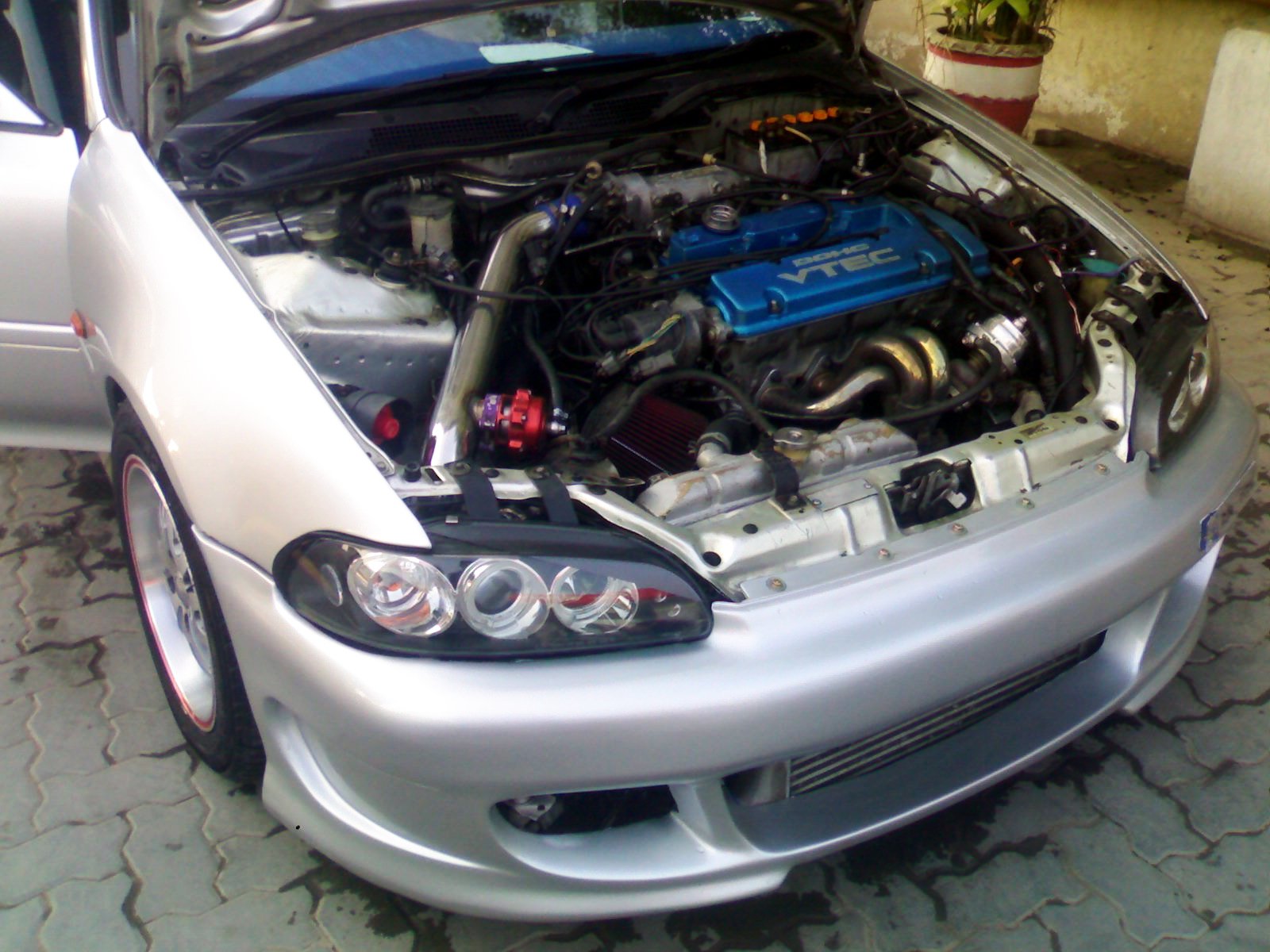 Modified Cars In all Over world: Different Modified Cars