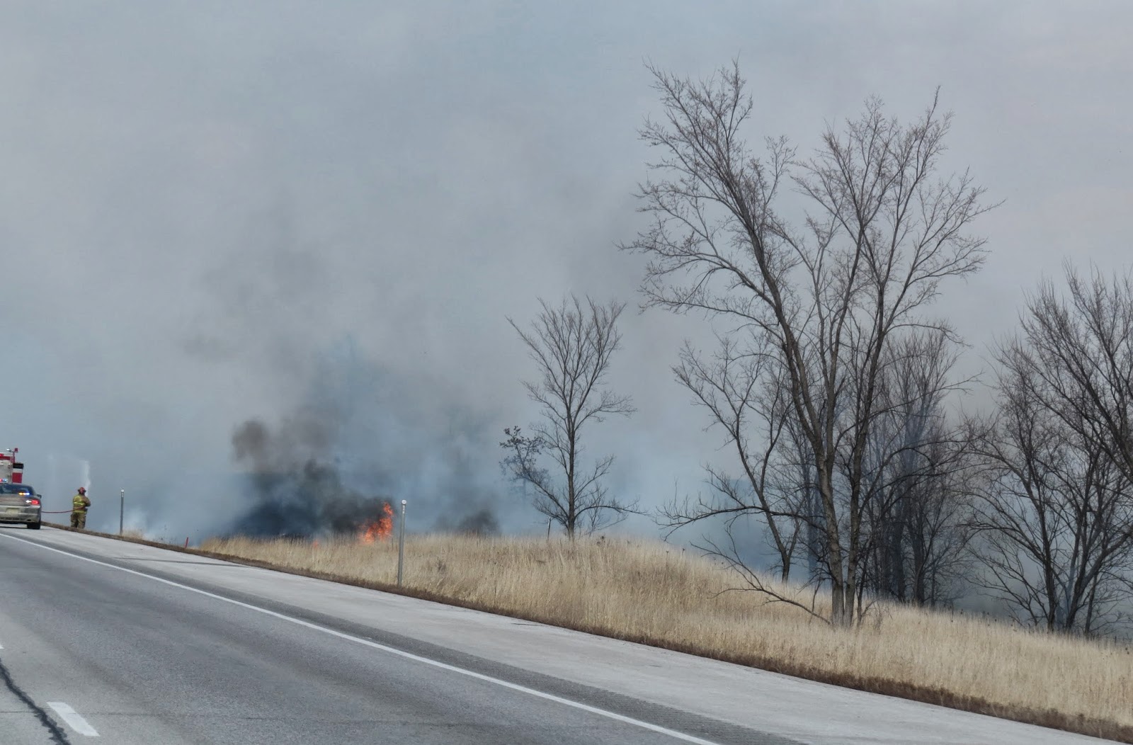 LGB's Nature Photos: Grass Fire on I-35 in Iowa