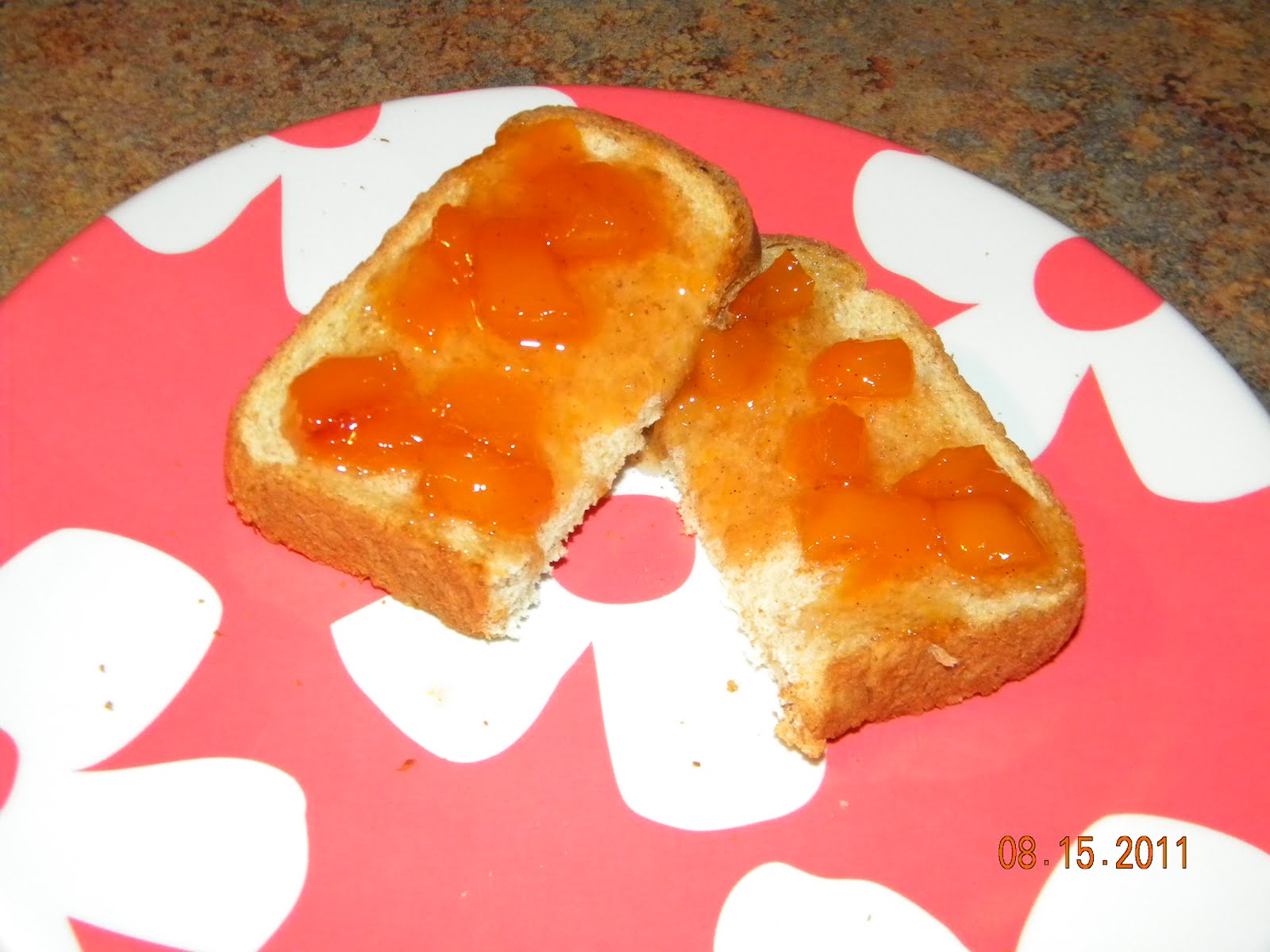 Always Starving: Peach Vanilla Bean Jam