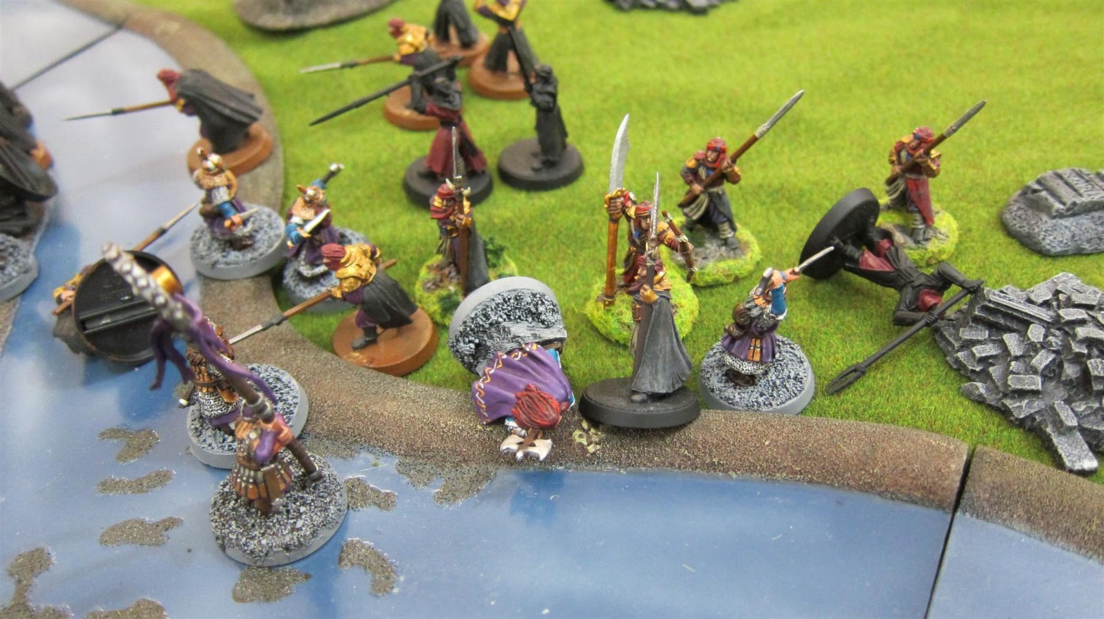 Middle Earth Strategy Battle Game and Warhammer 40k: LotR SBG Battle ...