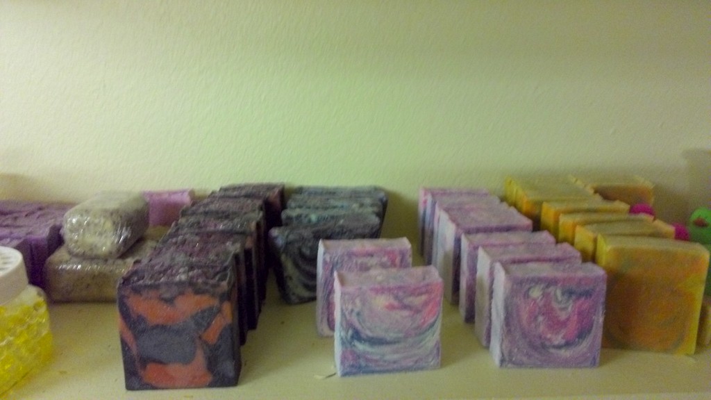 Two Broke Homesteaders : Basic Soap Recipe 1