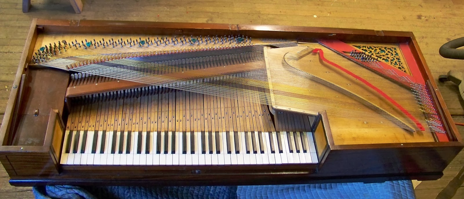 Antiquarian Keyboard Instruments: Broadwood square piano