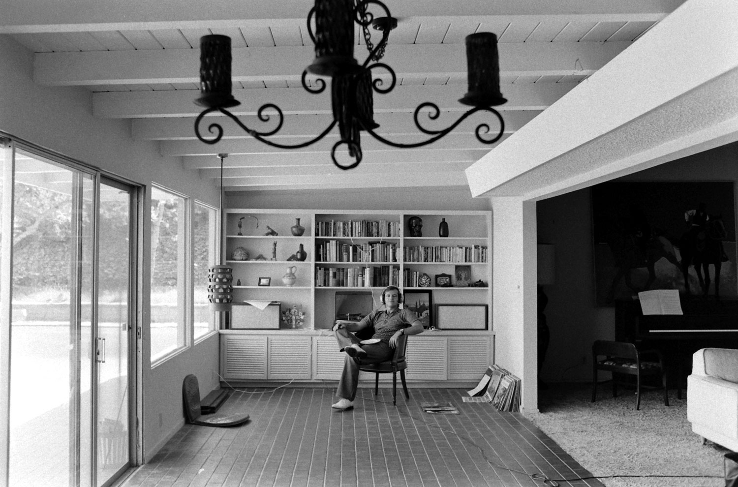 Rare Photographs of Jack Nicholson at Home in Los Angeles, 1969 ...