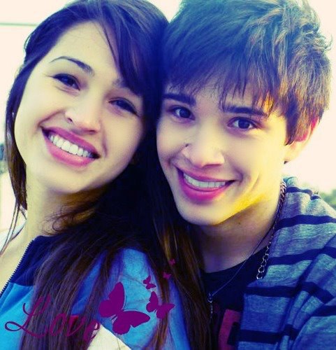 ii Bueh!!: Jabrina JULIAN SERRANO SABRINA ROOS