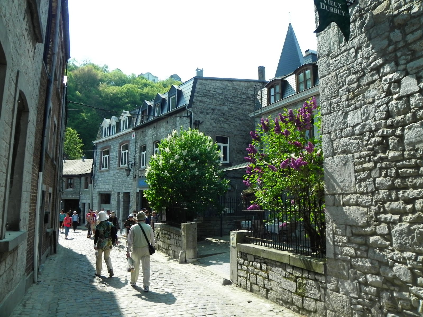 Traveling on a Budget with Debbie: Durbuy, The Smallest Town On Earth!