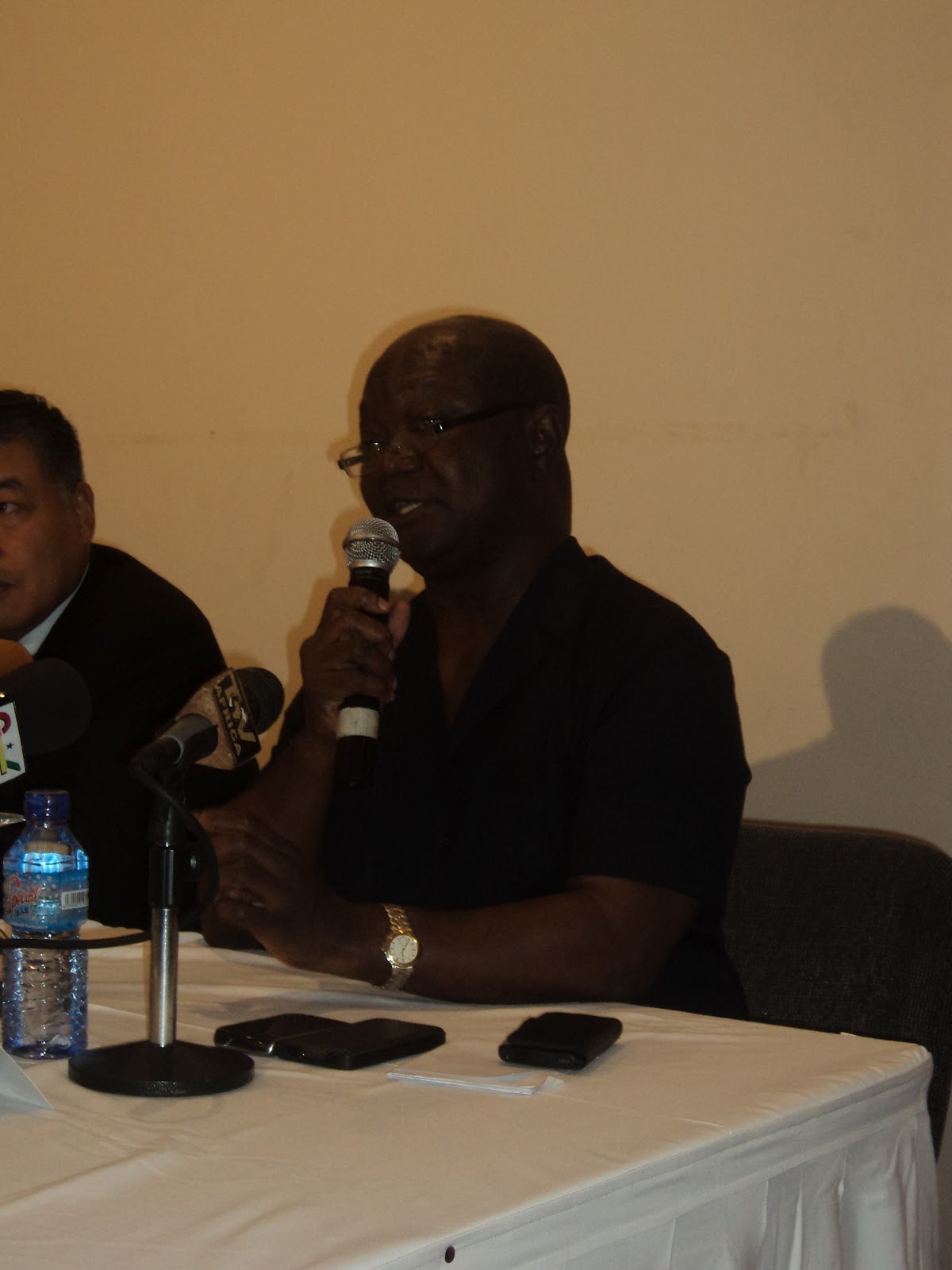 yaW owusU's villagE: September 2012