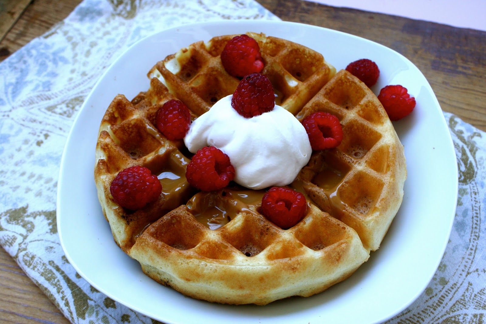 Sweet Luvin' In The Kitchen: Overnight Yeasted Waffles