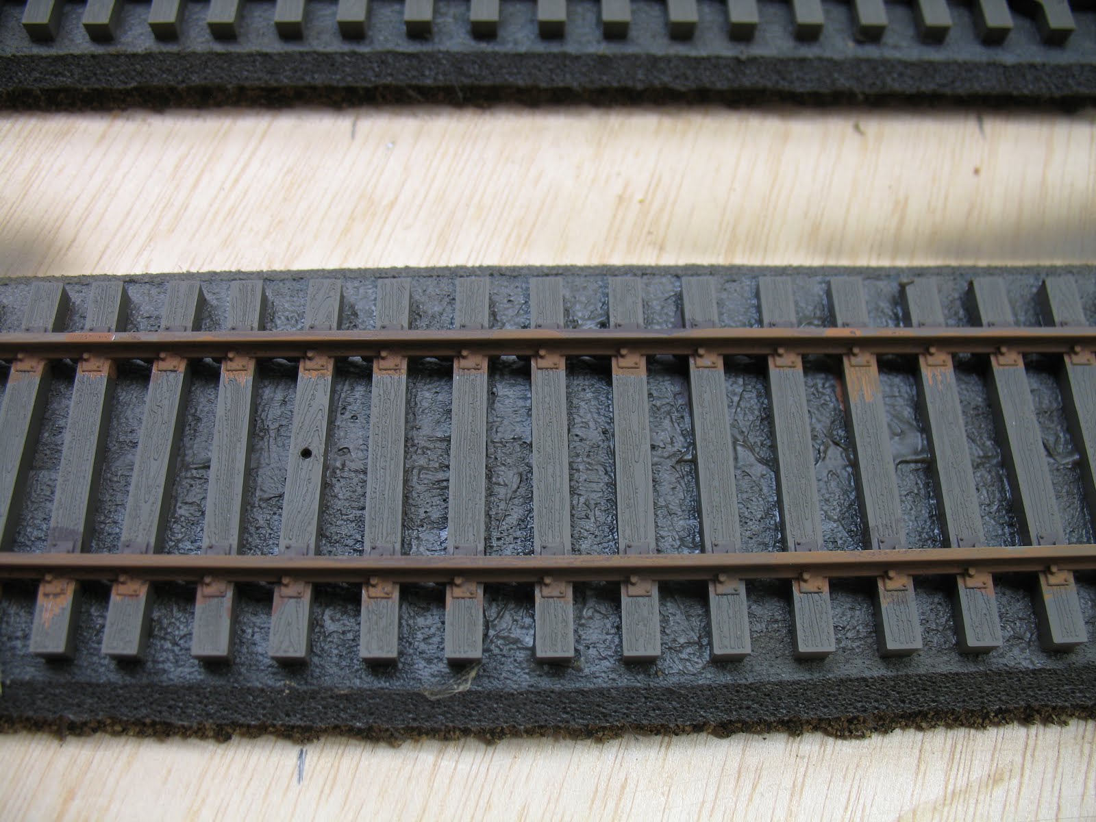 2-Rail O Scale Railroading: Weathering Track