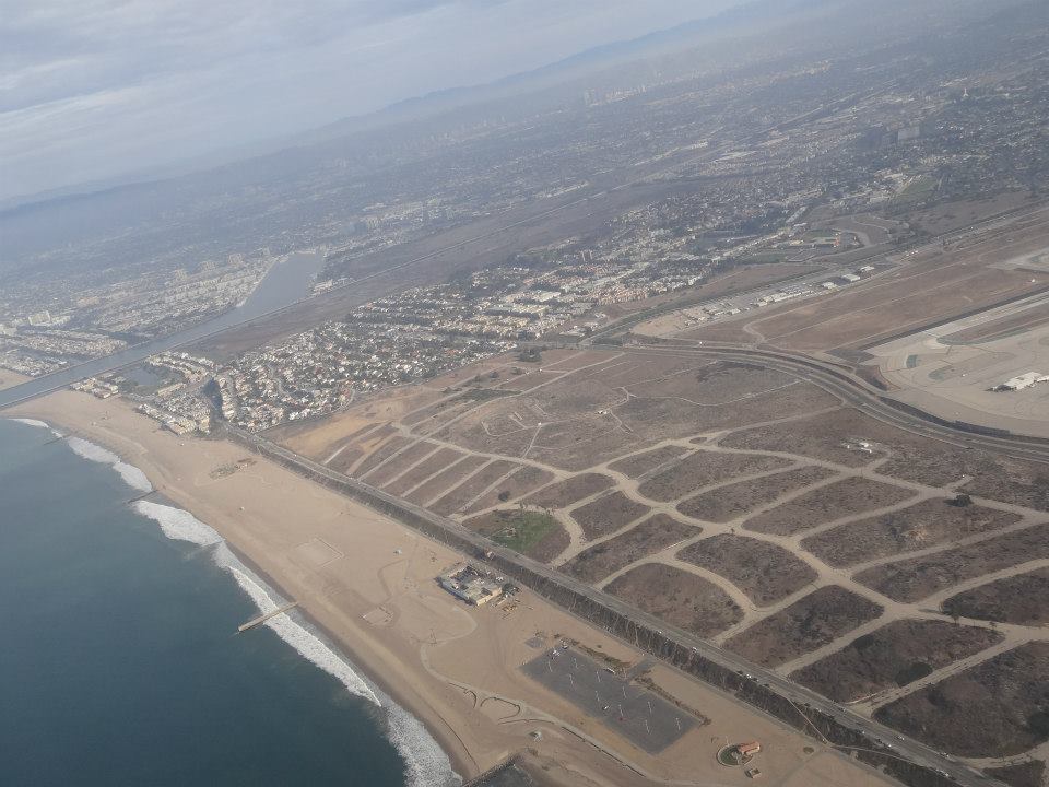 Flying the Delta 77L Transcon! - Premium Cabin Deals