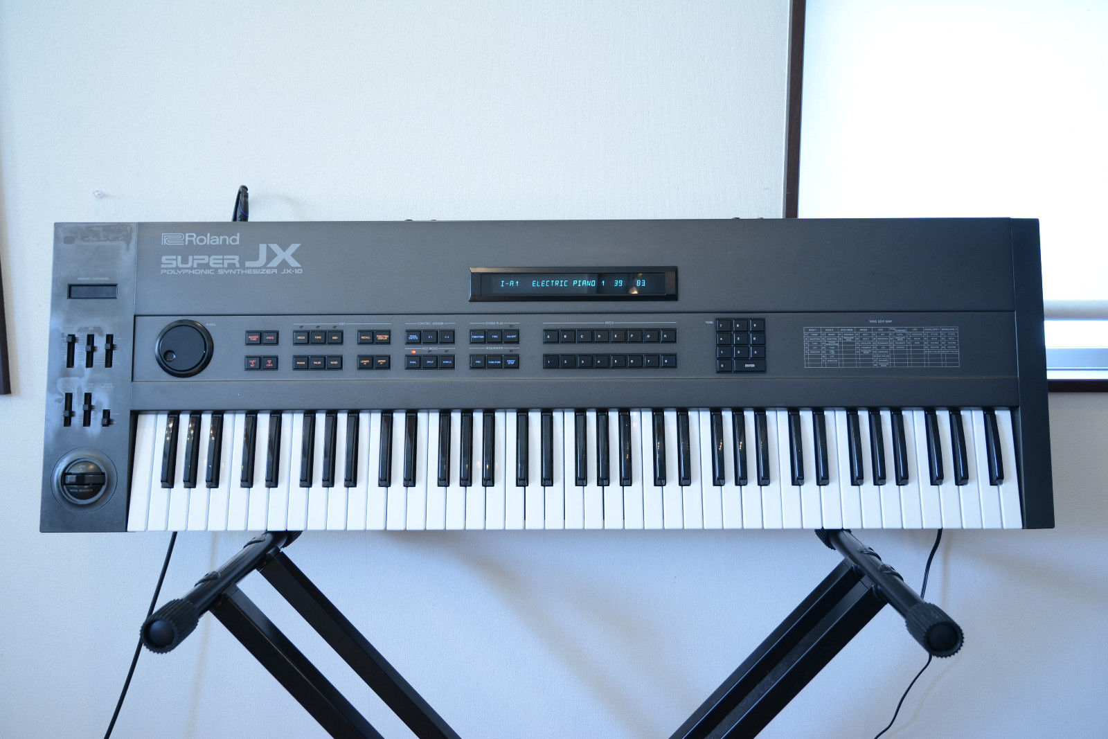 MATRIXSYNTH: Roland SUPER JX JX-10 polyphonic synthesizer SN 684877