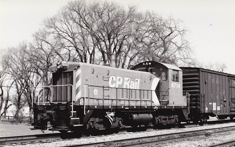 Trackside Treasure: CP's Portage Switchers