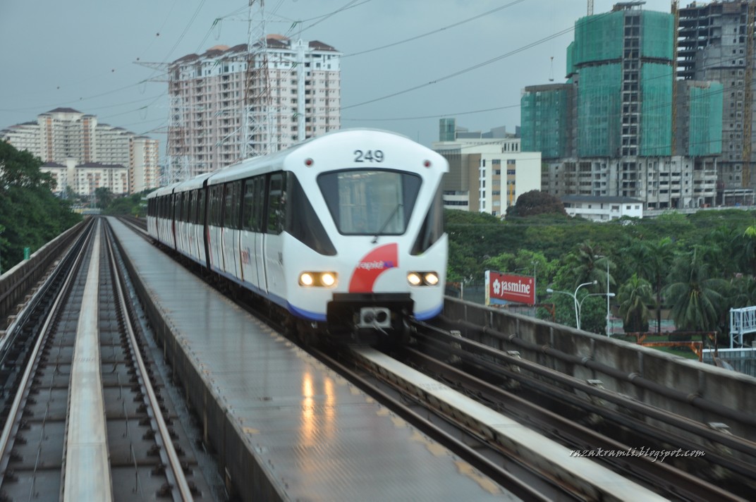 Fotografi merakam sejarah: LRT Rapid KL