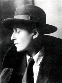 From the Creative Side of the Tree: THE GLUCK STUDIO