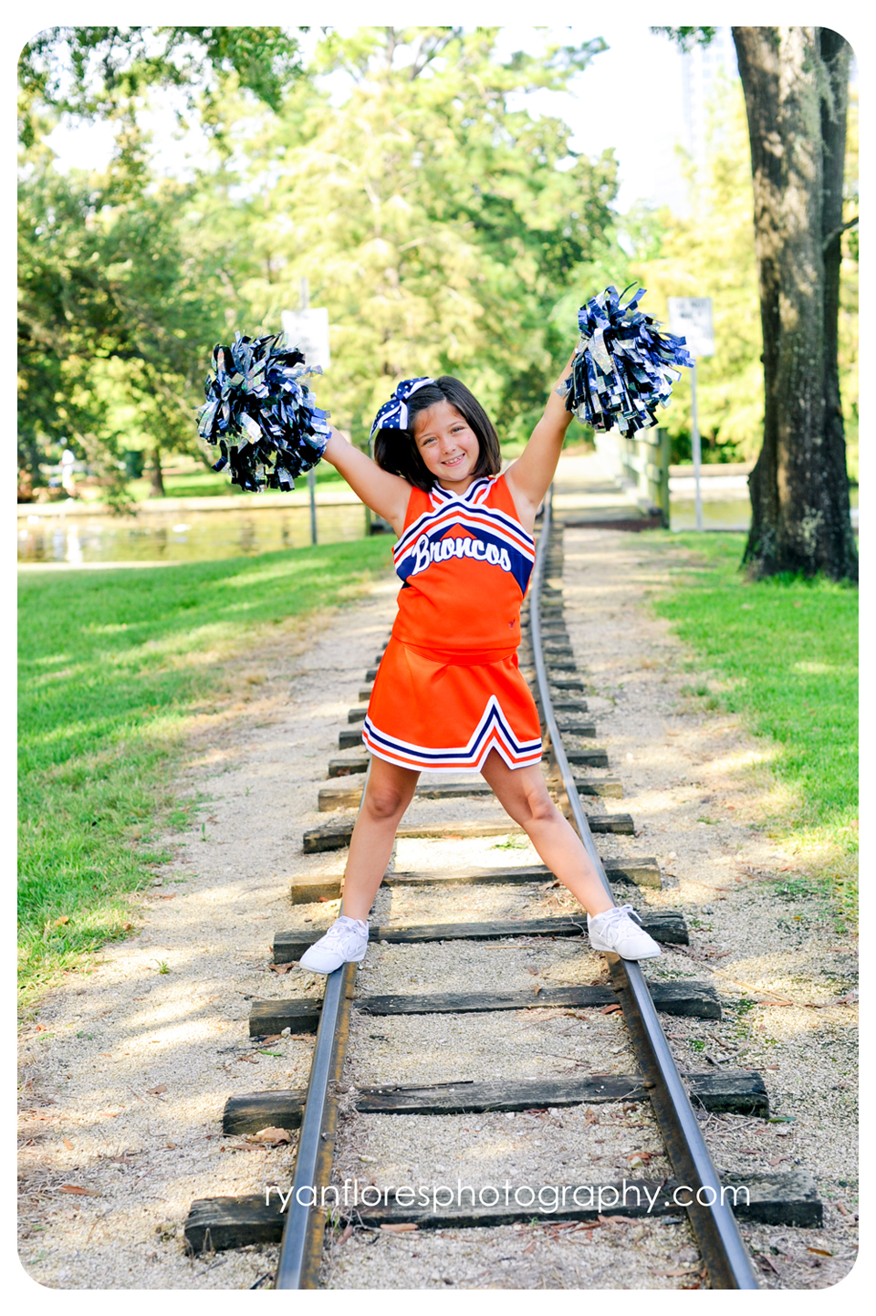 Ryan Flores Photography: cheerleader fun! {houston children's photographer}