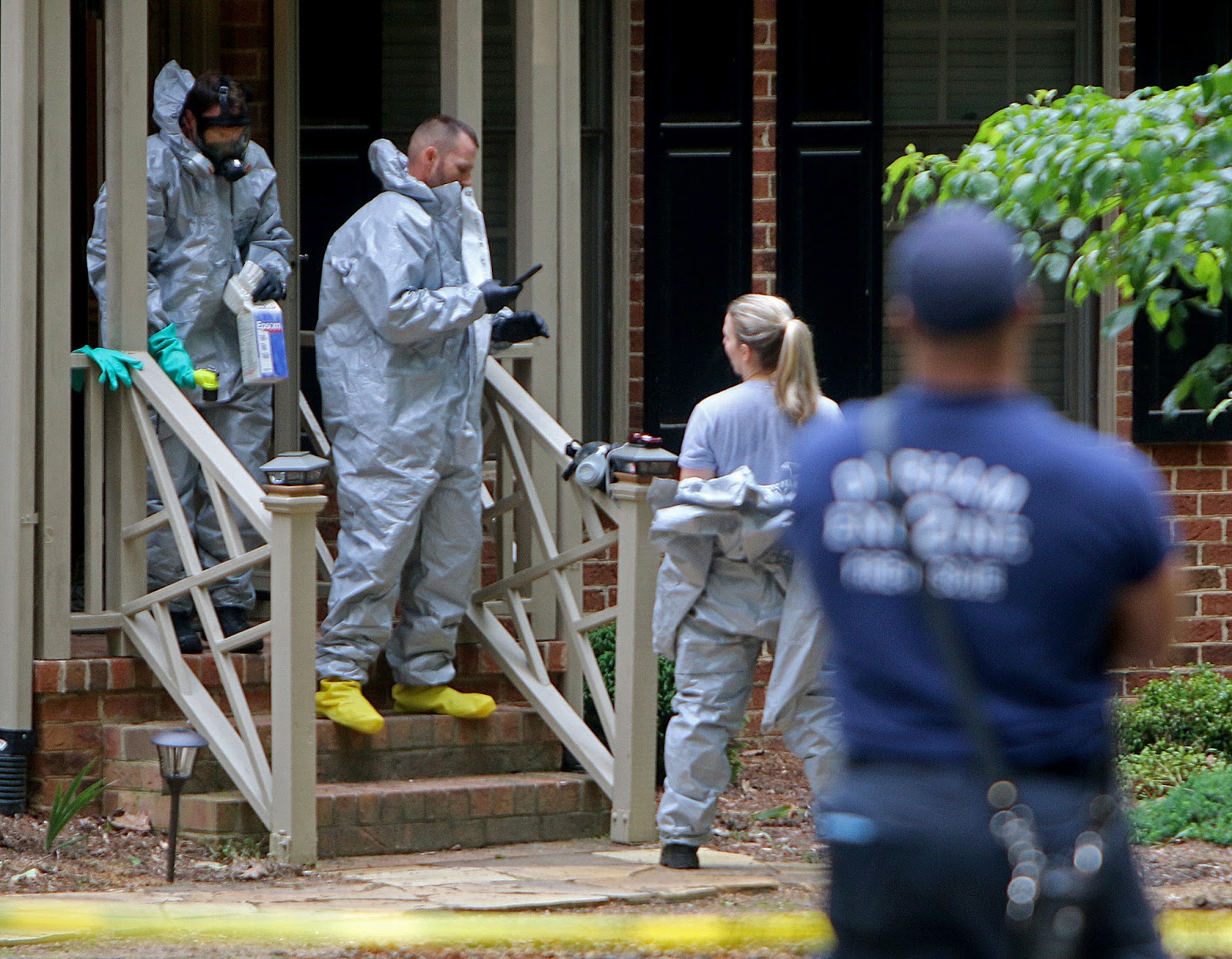 Julian Harrison Fotos: Meth Lab busted in north west Durham