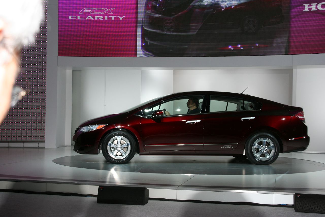hot cars: Honda FCX Clarity