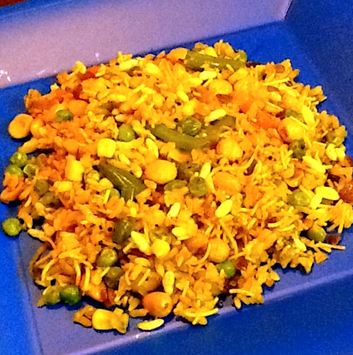YummO: Bhel Upma (Sauteed puffed rice)