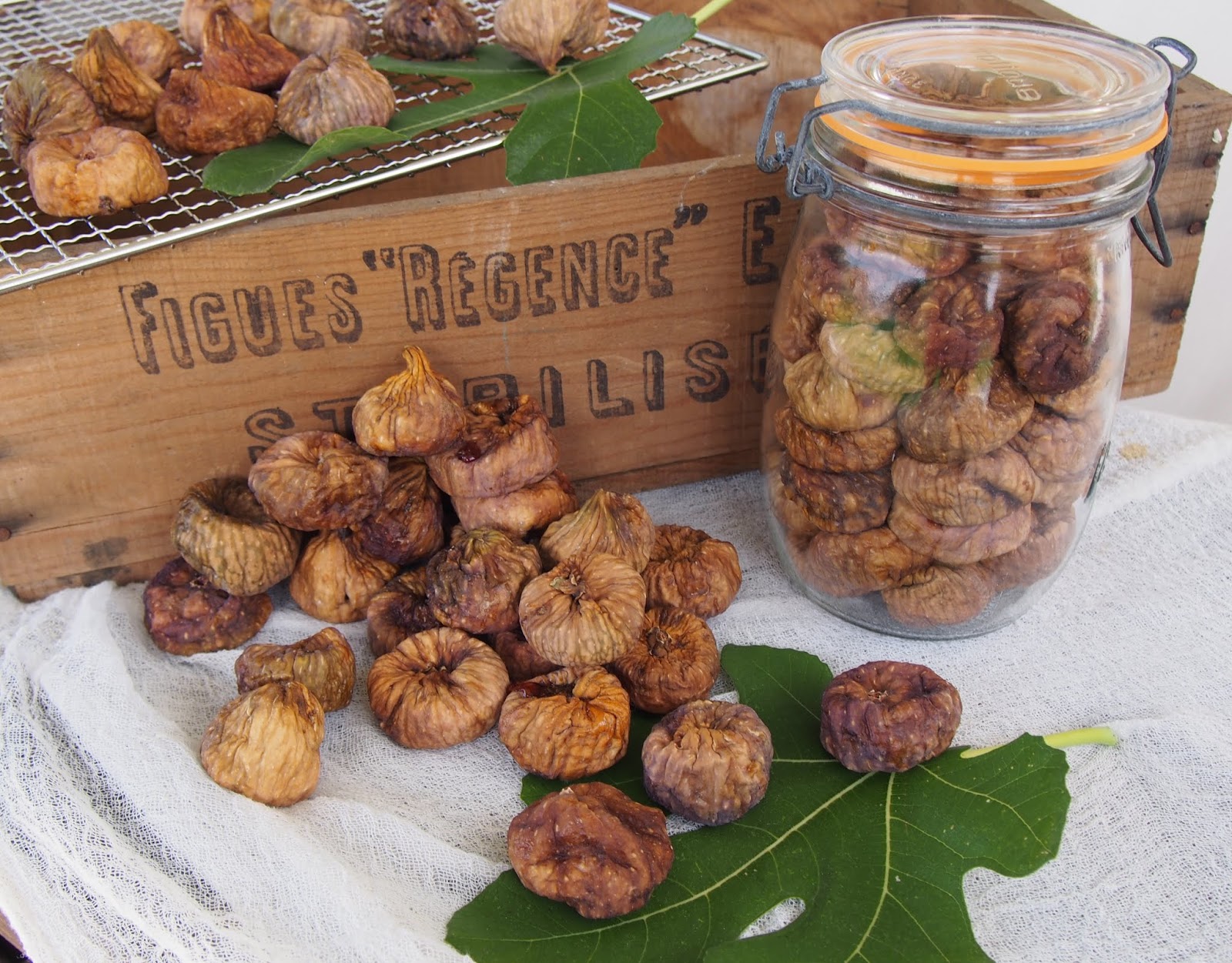 LE SECHAGE DES FIGUES | Paroles de diet