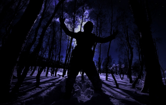 Something wicKED this way comes....: Sunday's Sinister Snow Scenes ...