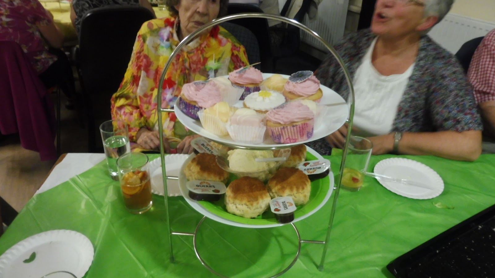 Cup of tea Share & Care : Community OAP Summer Tea Party