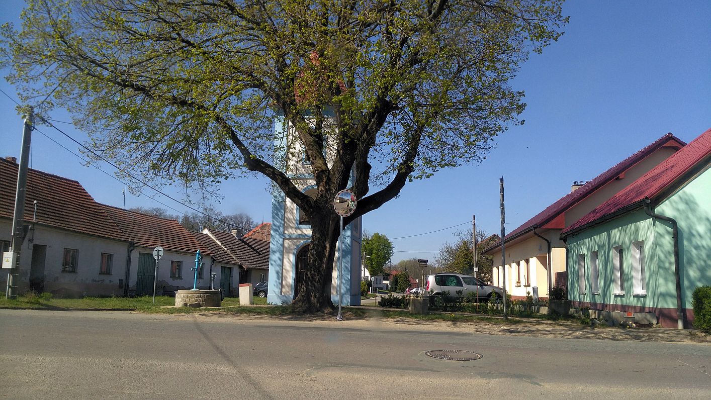 Pro Božice: Zrcadlo u kapličky, druhý pokus