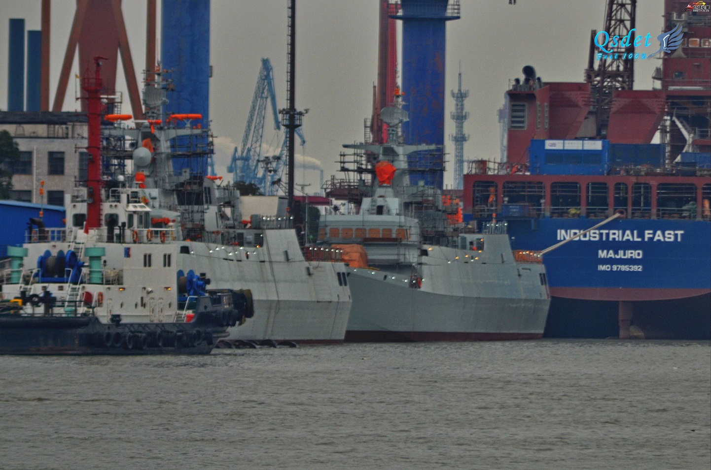 China Defense Blog: Photos of the day: Shanghai's busy shipyards Feb ...