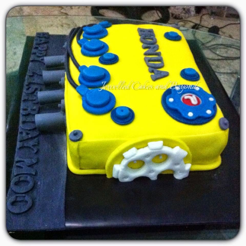 My Honda Engine Valve Fondant Cake