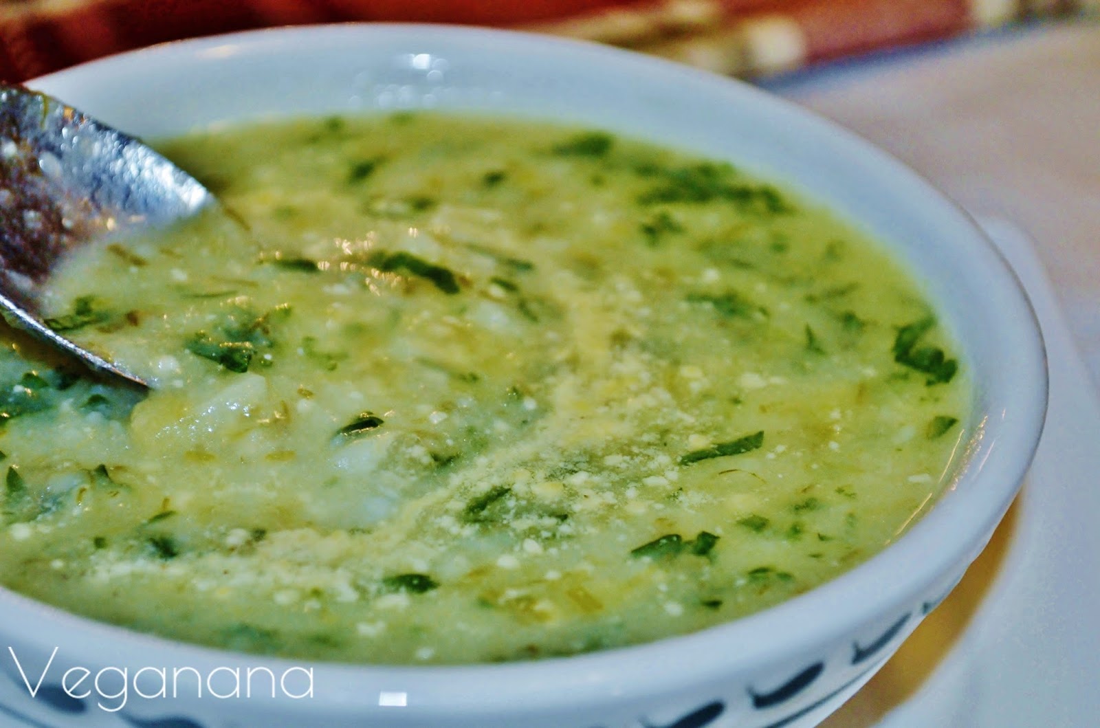 Sopa de Batata com Salsão | Receita rápida e simples de fazer