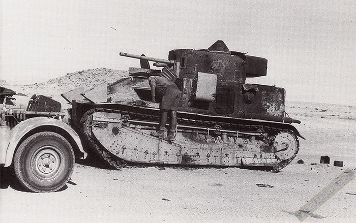 Tanques y Blindados: VICKERS MARK II