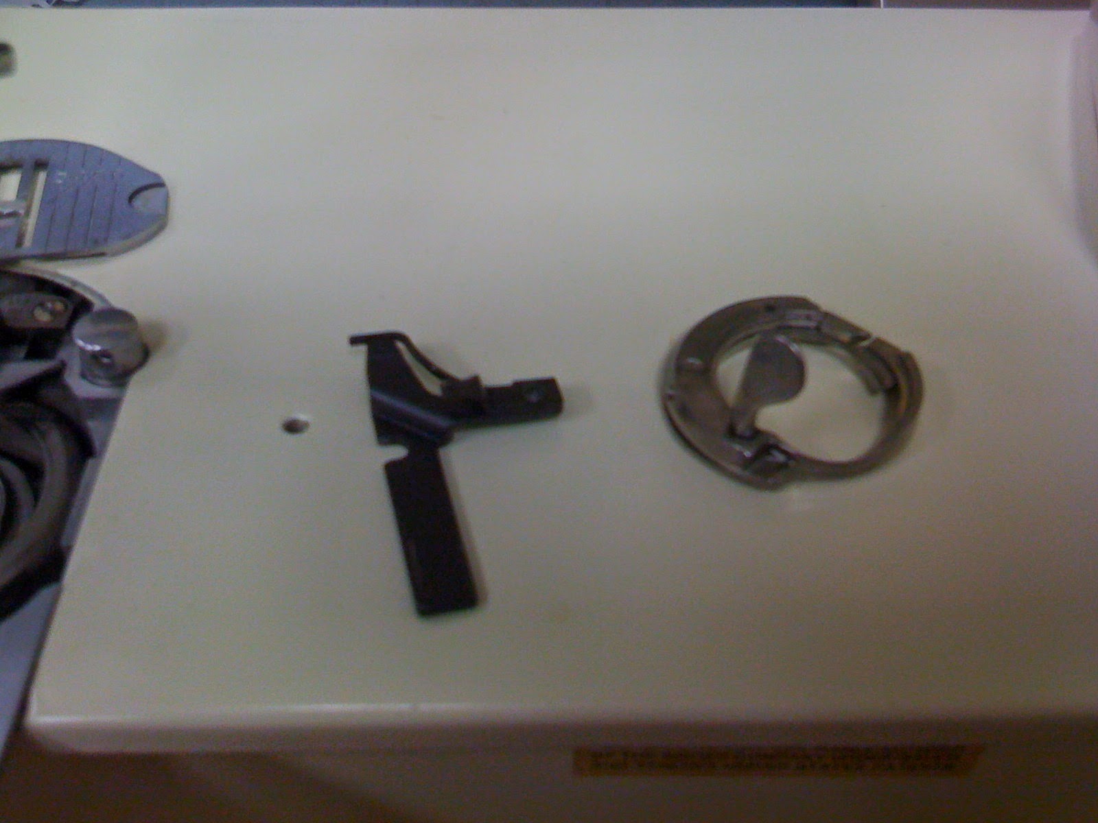 Sewing Machine Repair: Singer 640 Golden Touch And Sew