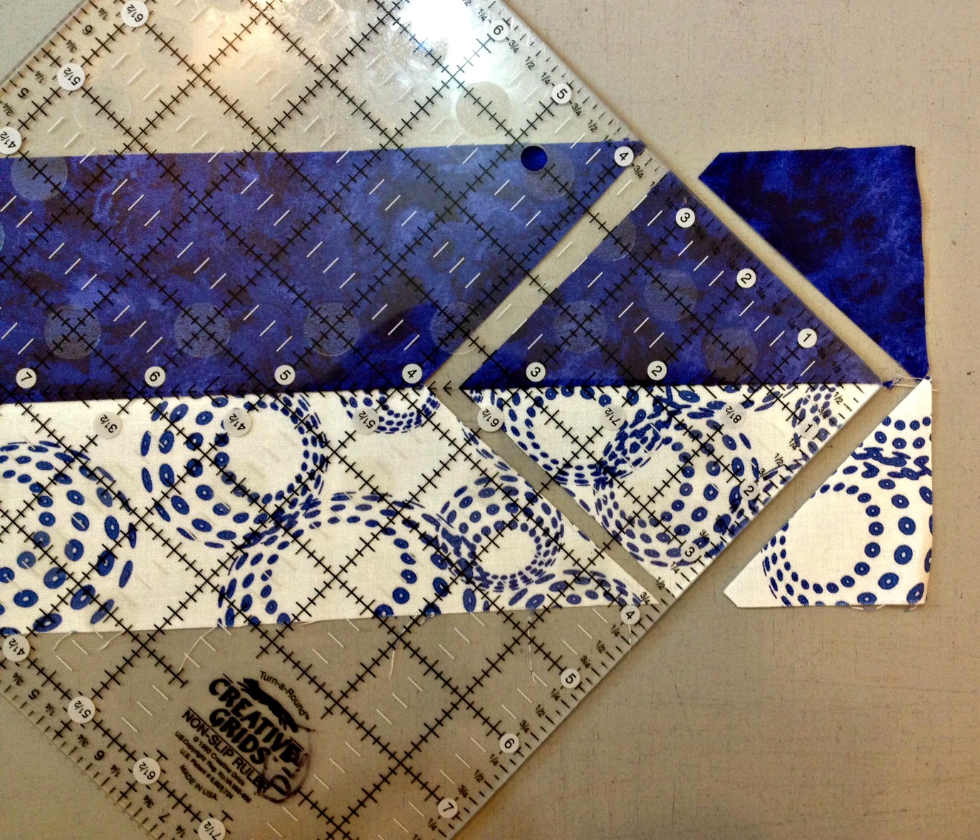 Studio Dragonfly: Seven Methods for Making Half Square Trianges