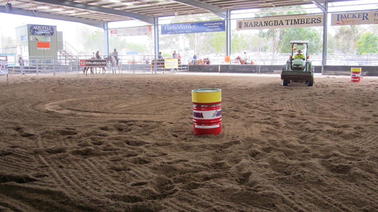 Tami Down Under: Caboolture Market - Rodeo