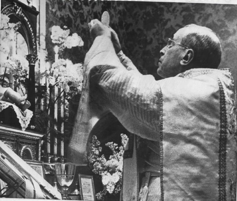 O VENERÁVEL PAPA S.S. PIO XII APÓSTOLO MÁXIMO DA MISSA GREGORIANA E DA ...