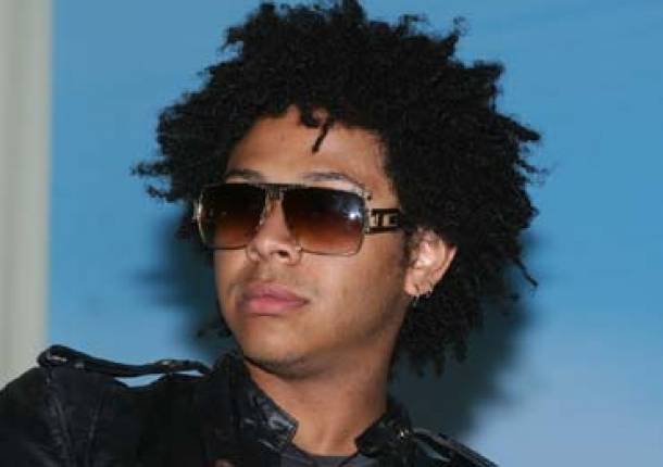 ESTO PASO: 1982: NACIÓ Kalimba, actor y cantante mexicano.