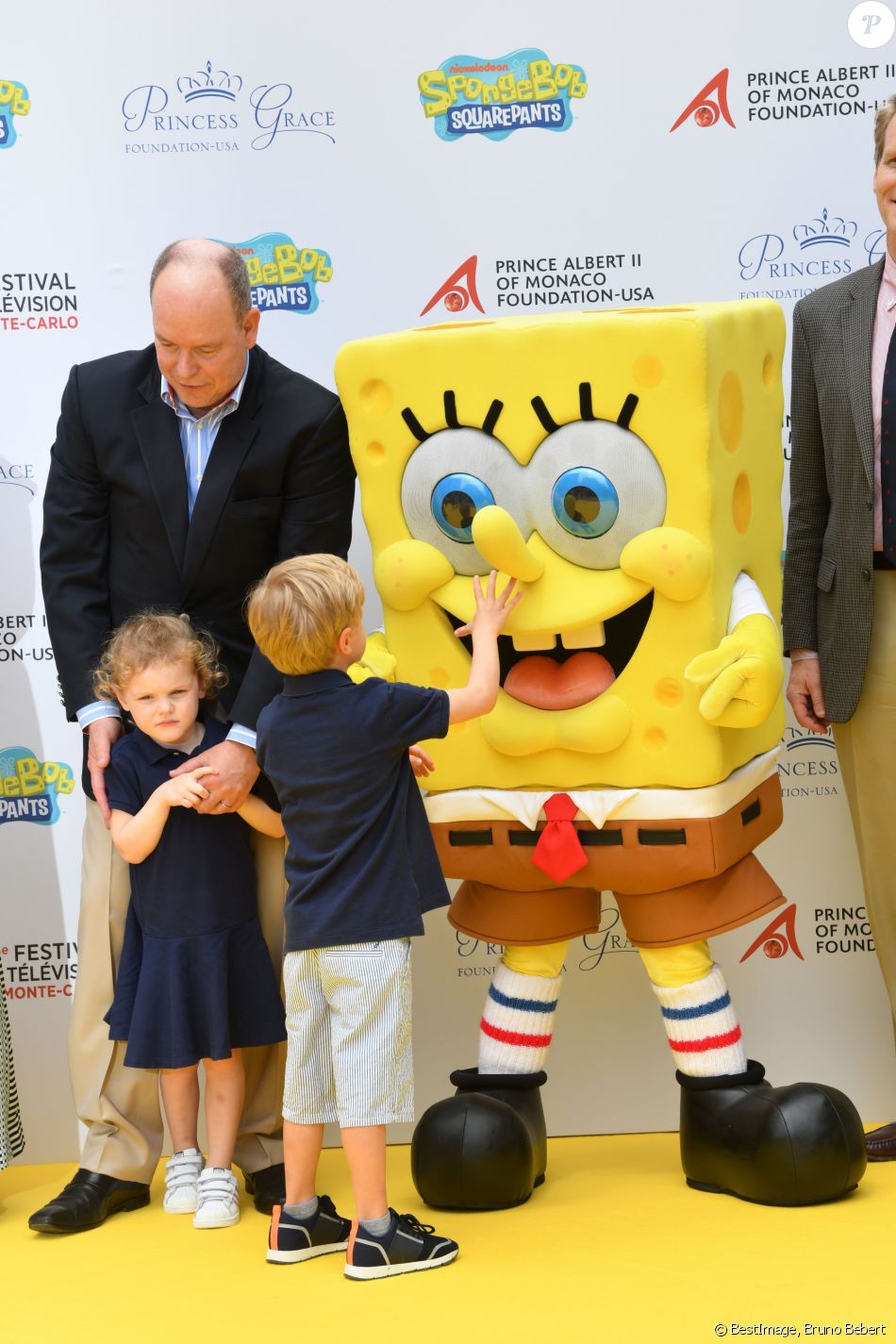 NickALive!: By Royal Appointment: SpongeBob SquarePants and Patrick ...