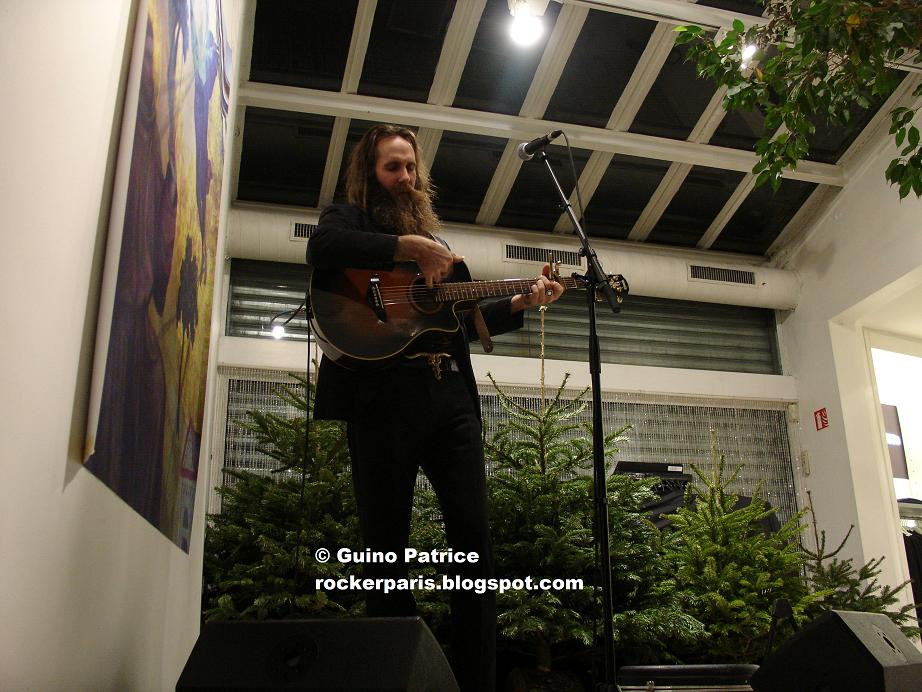 ROCKERPARIS: Josh T Pearson @ Agnes B store, Paris Dec 12 2011