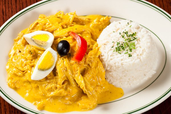 COMIDA CRIOLLA DEL PERU / 克里奥尔菜肴秘鲁: AJI DE POLLO / AJI DE POLLO