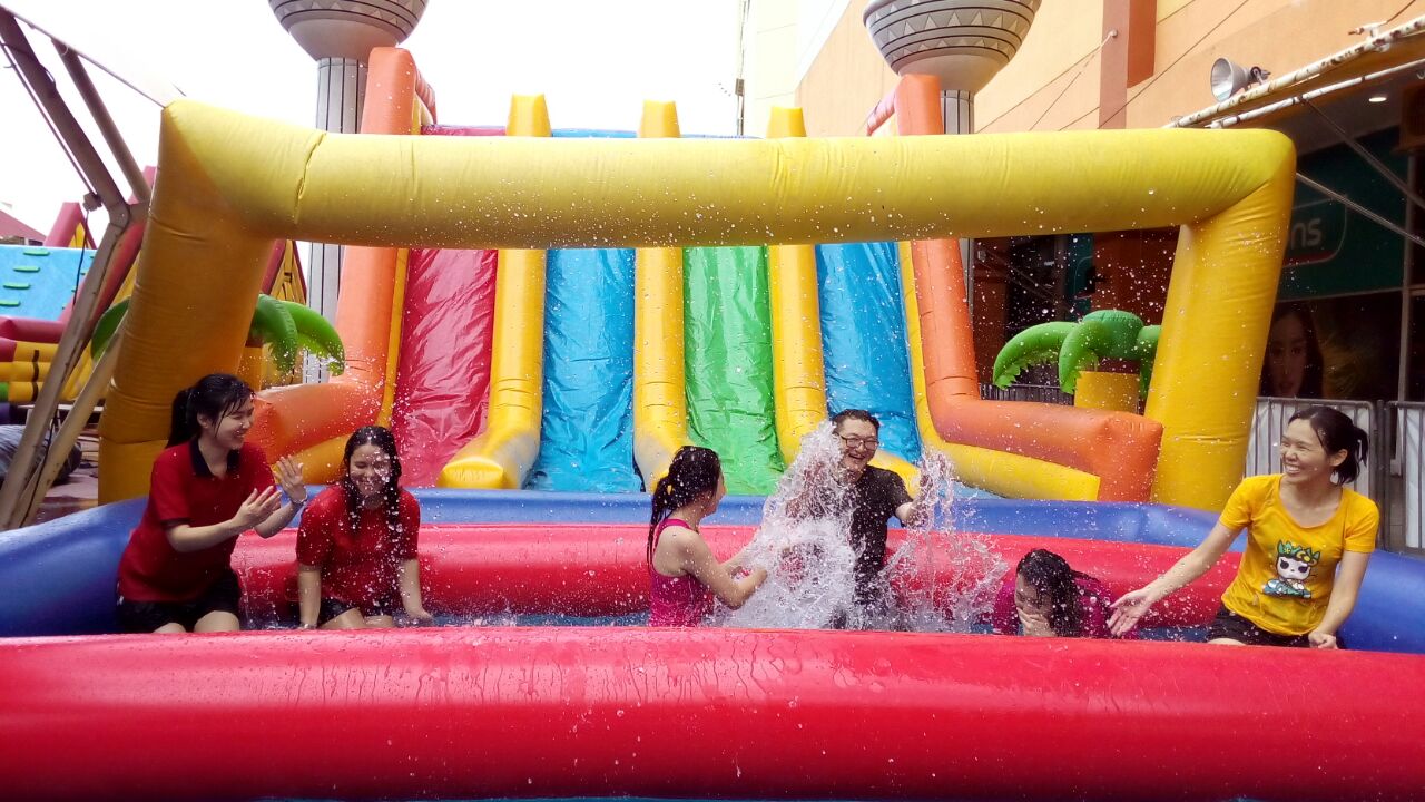 A2A Merdeka Water Inflatable 2017 – P O J I E G R A P H Y