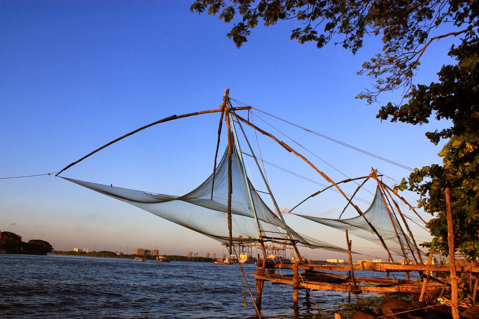 Cheenavala - Chinese Fishing Nets, Kochi, India