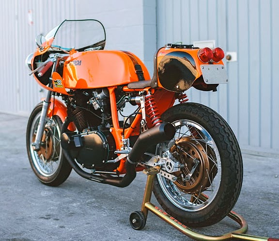 LAVERDA-PASSION: Laverda "spéciales"